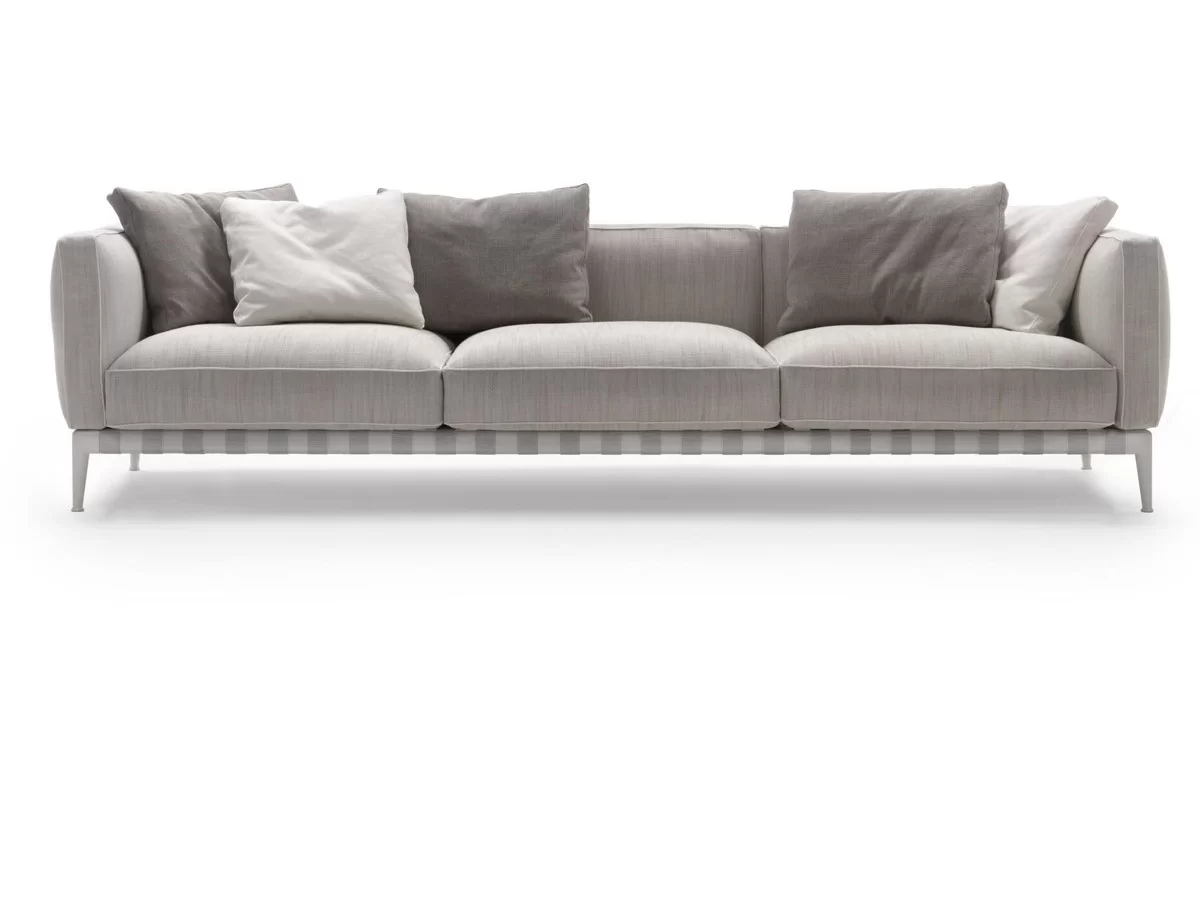 Atlante sofa by Flexform: a revolution for your garden