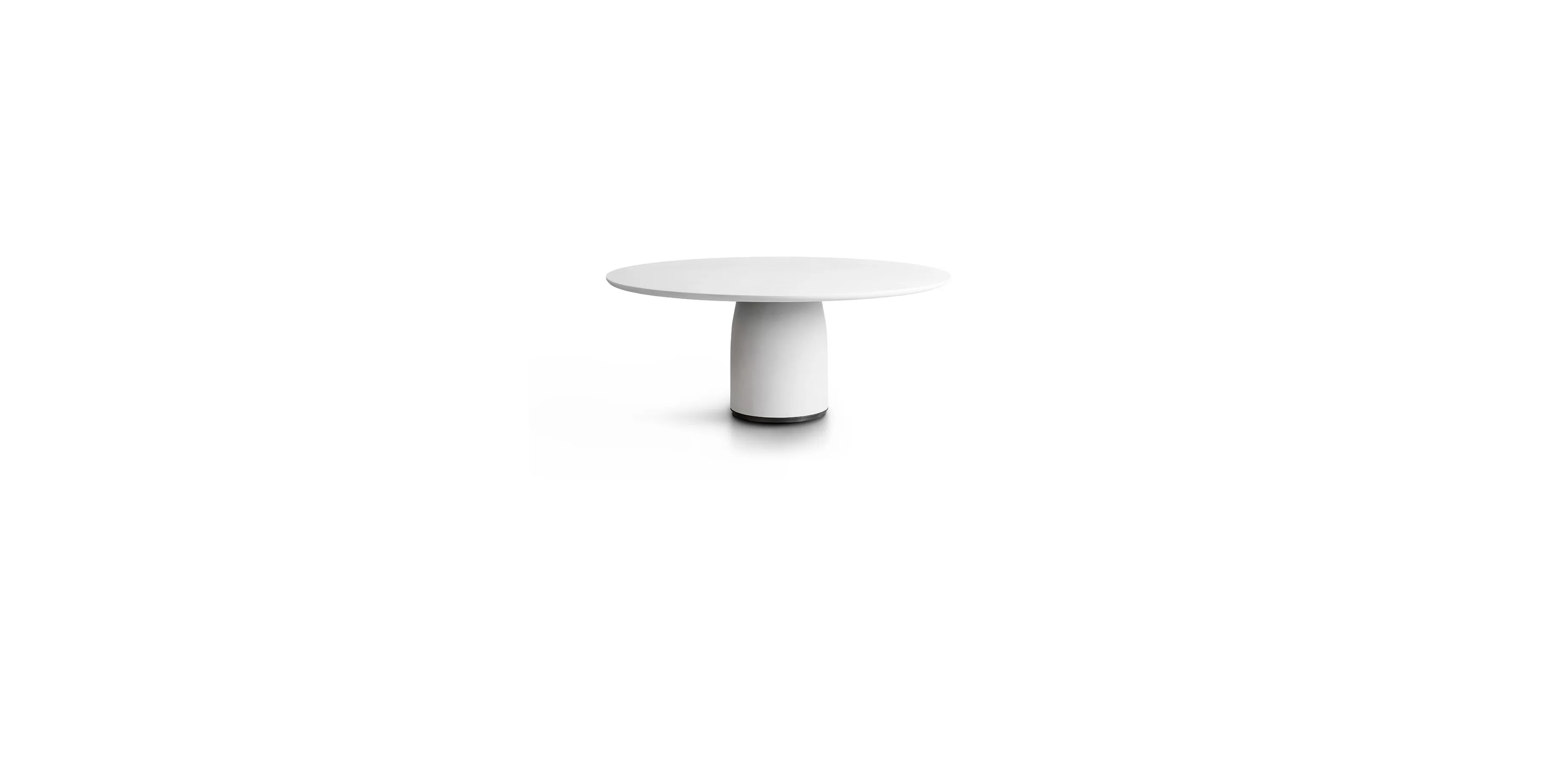Gullwing table by Lema: essential and sculptural design