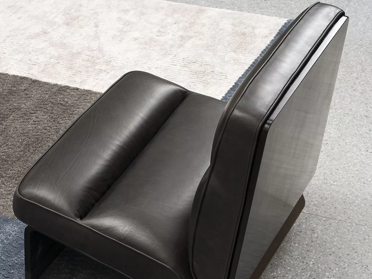 Discover the Greta armchair by Baxter at Mobilificio Marchese
