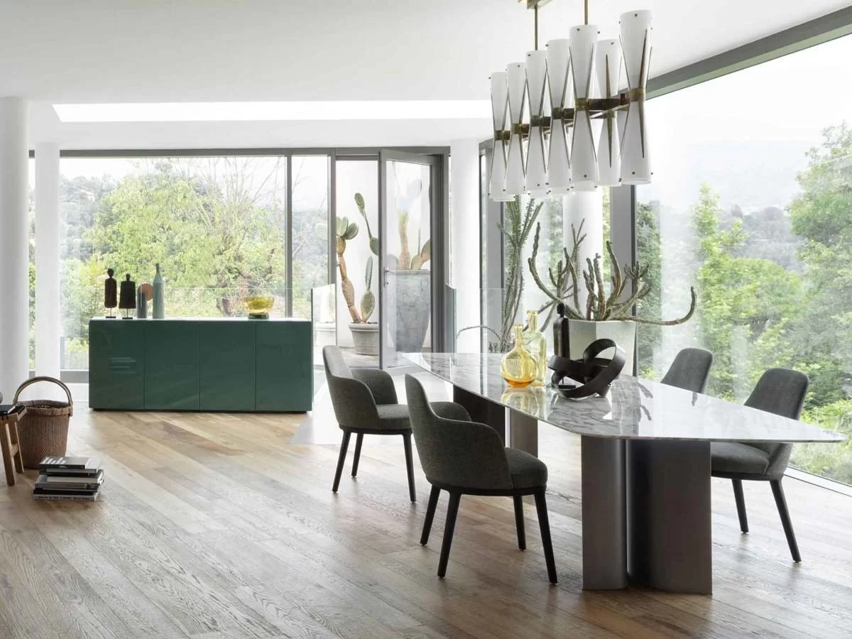 Gullwing table by Lema: essential and sculptural design