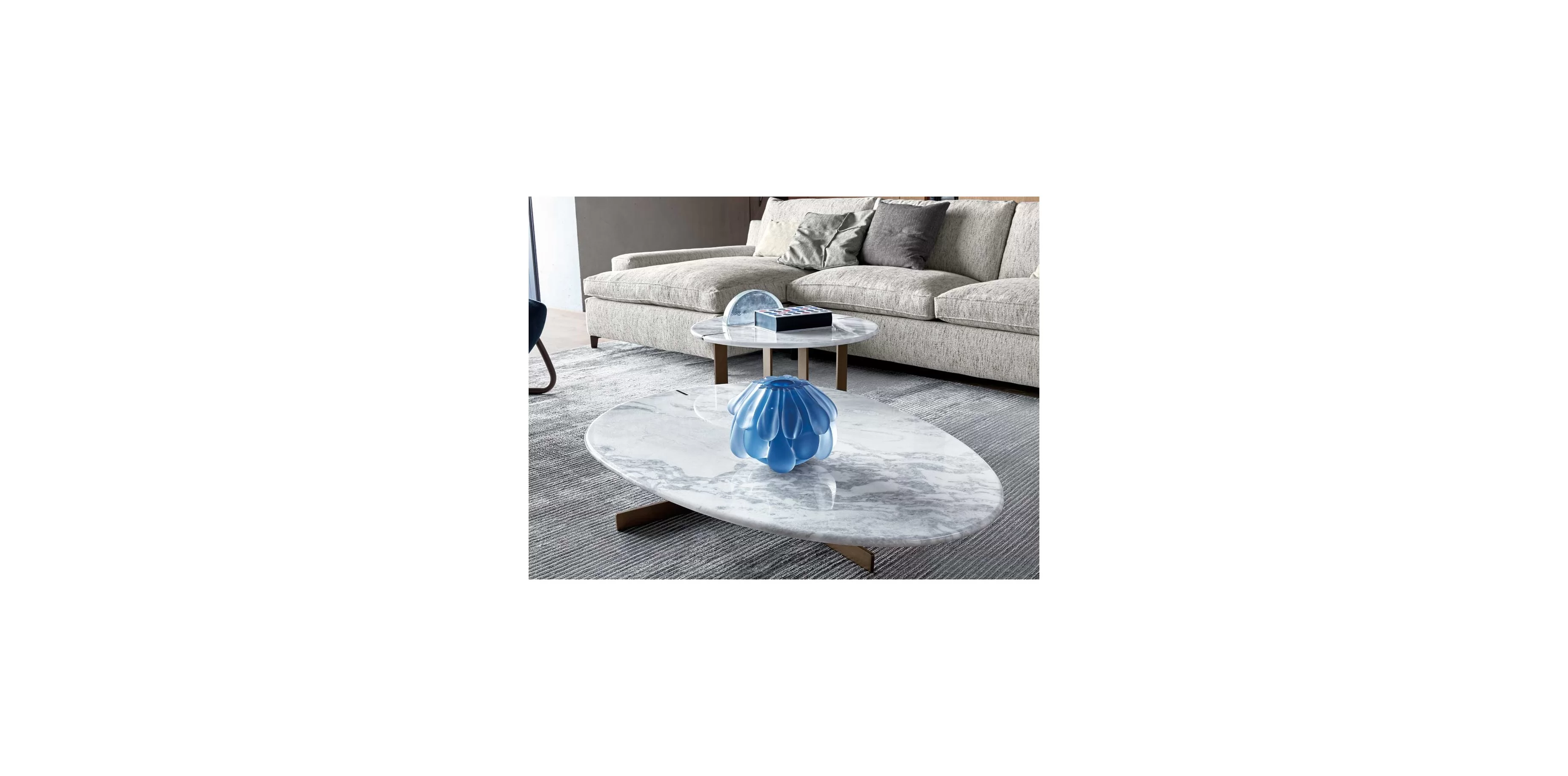 Douglas coffee table by Arketipo