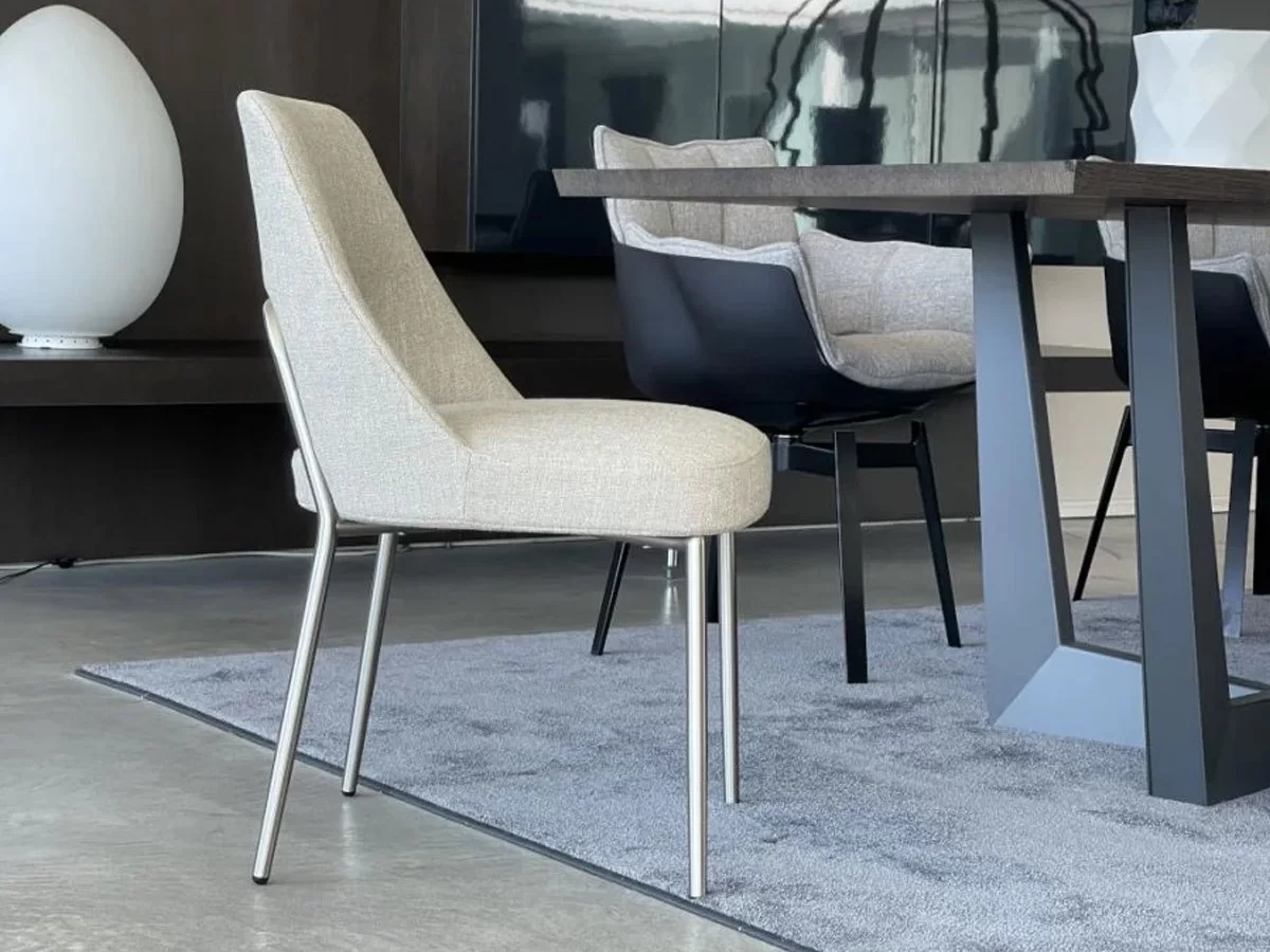 Achetez la chaise Joyce de Flexform sur Mobilificio Marchese