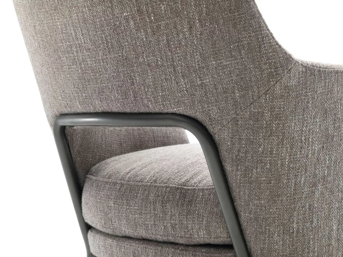 Achetez le fauteuil Joyce de Flexform sur Mobilificio Marchese