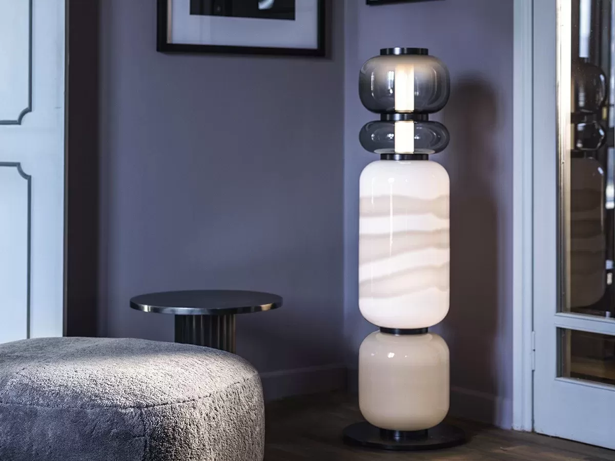 Give your home a special light with the Baxter Haiku lamp