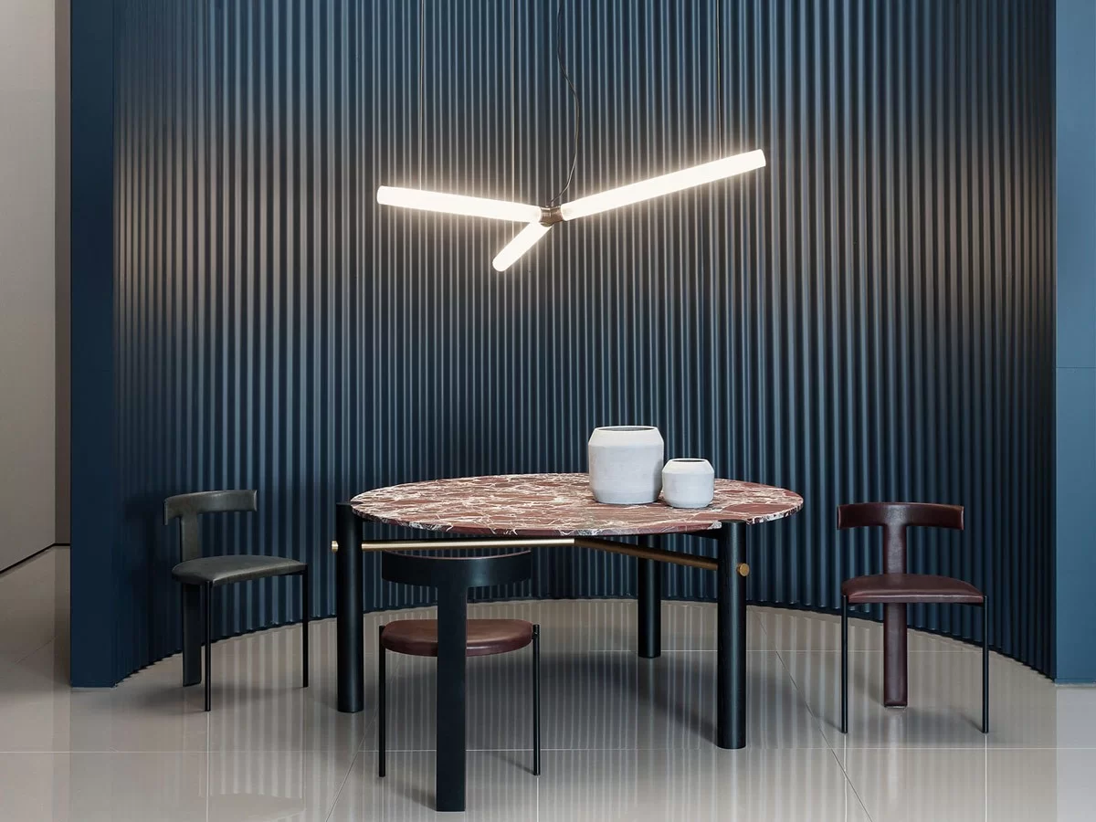 Furnish your home with the Therna lamp by Baxter