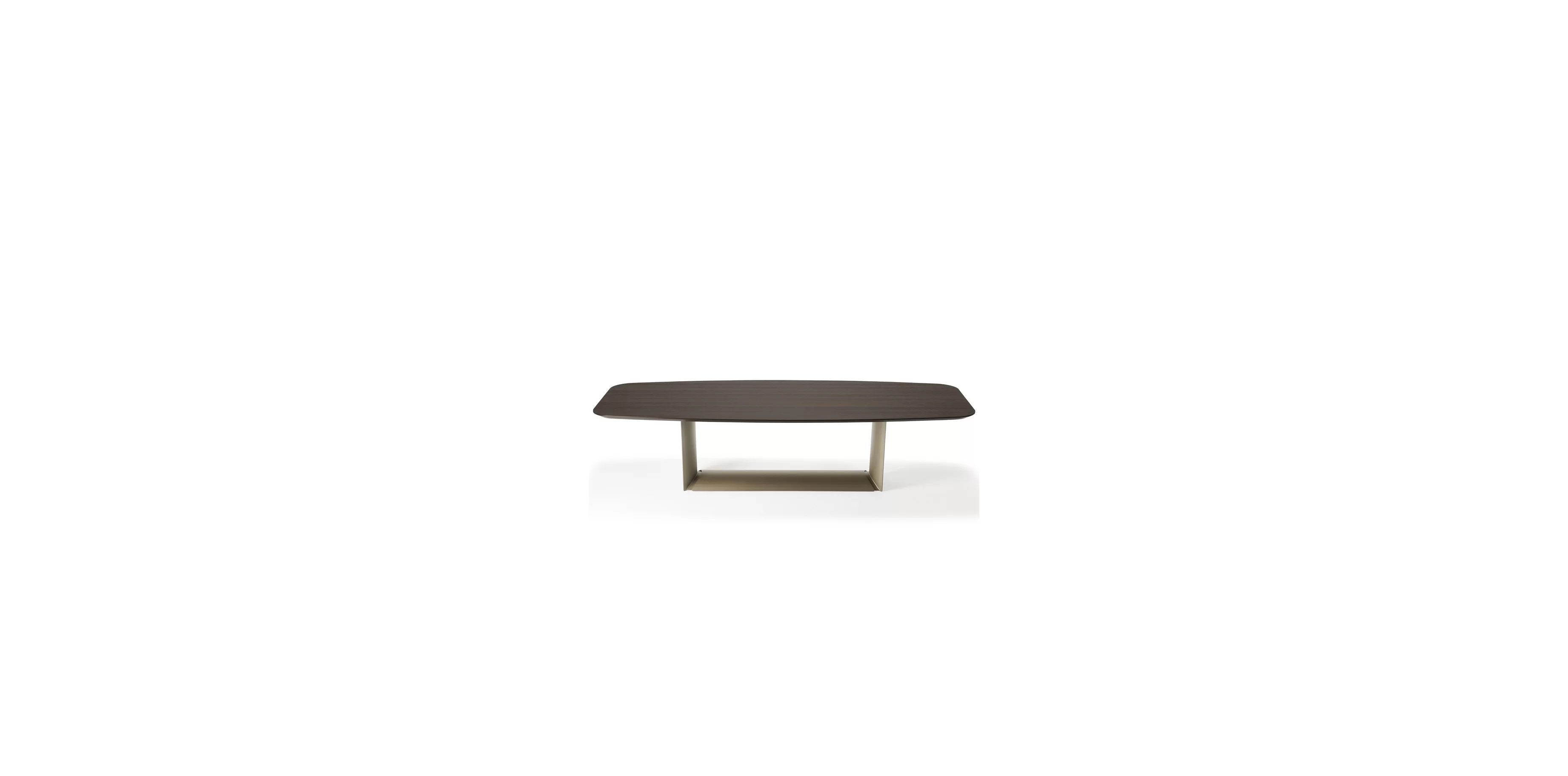Furnish your home with the Tyron Wood table by Cattelan Italia