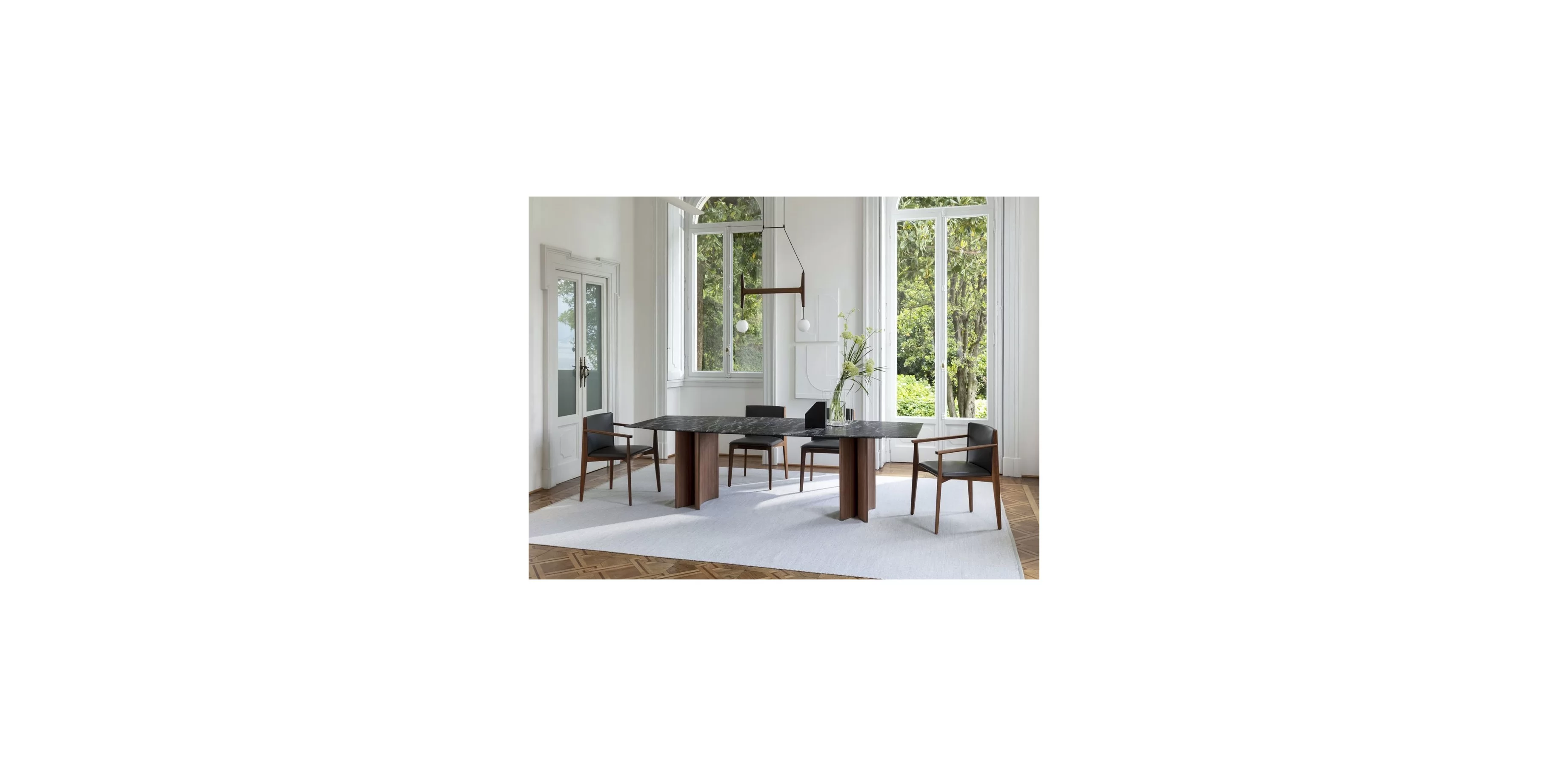 Furnish your dining room with the Alan table by Porada