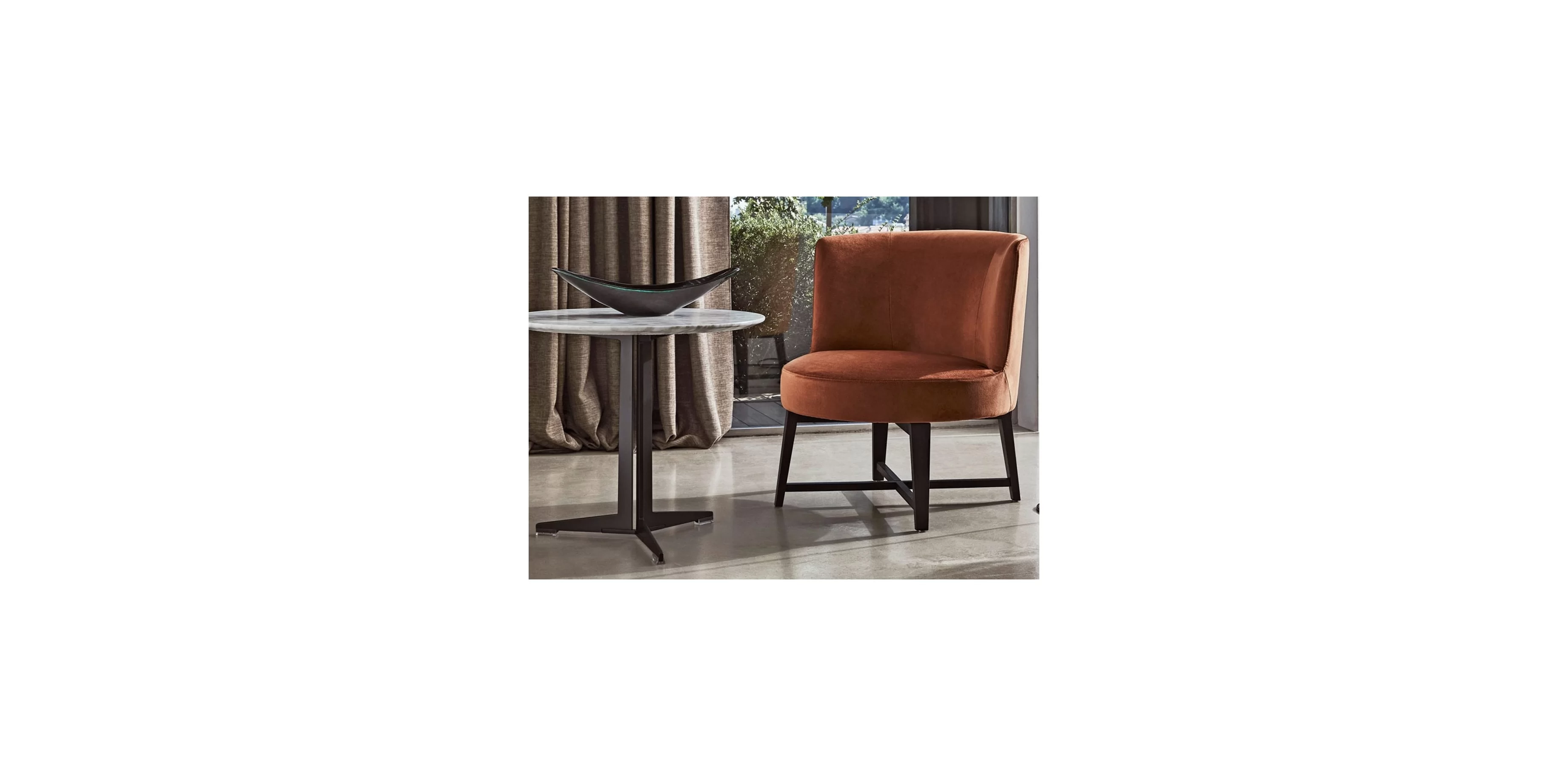 Furnish your dining room with the Hera chair by Flexform