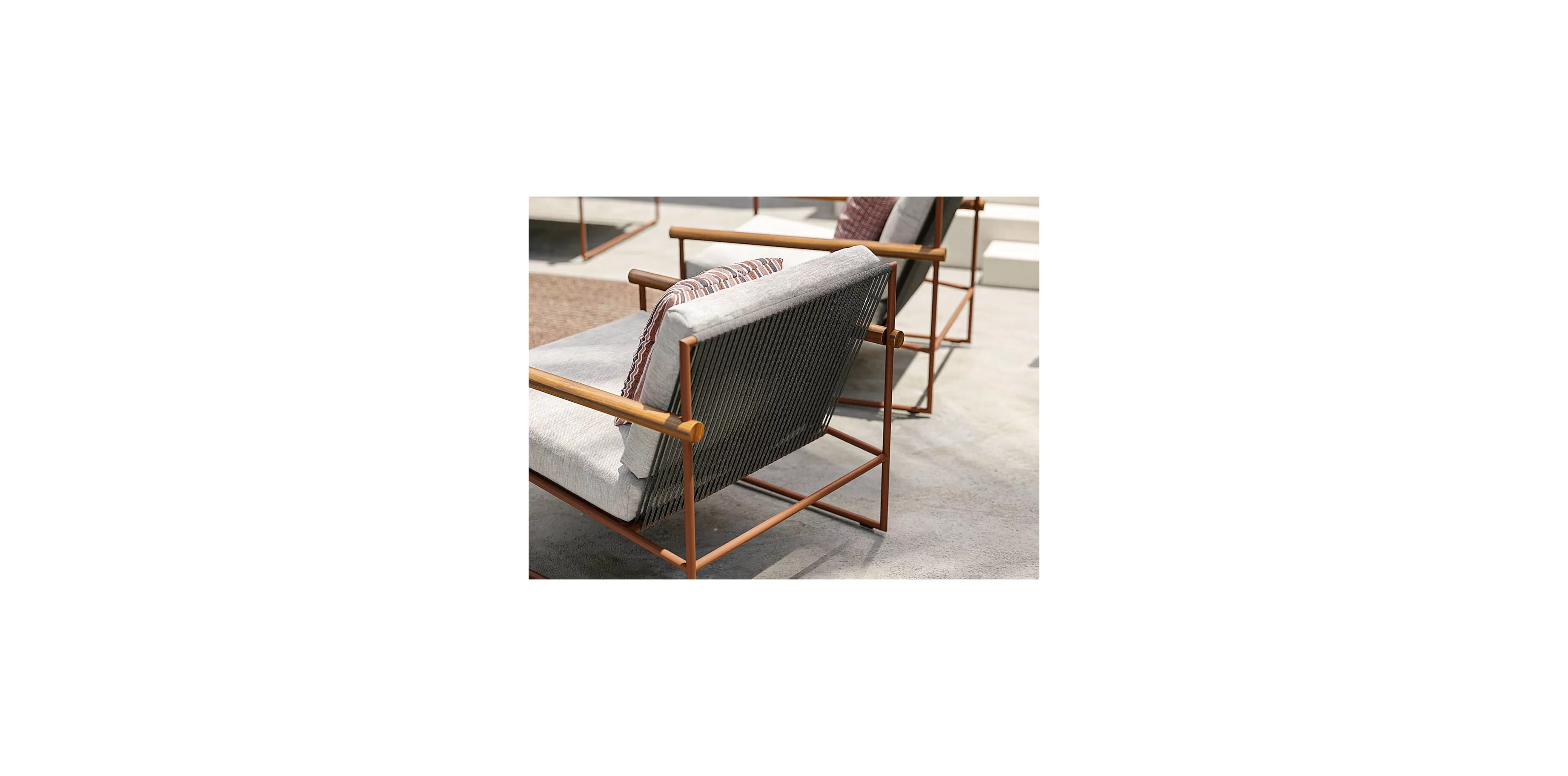 Pipe: the sofa by Atmosphera with a minimal yet elegant design