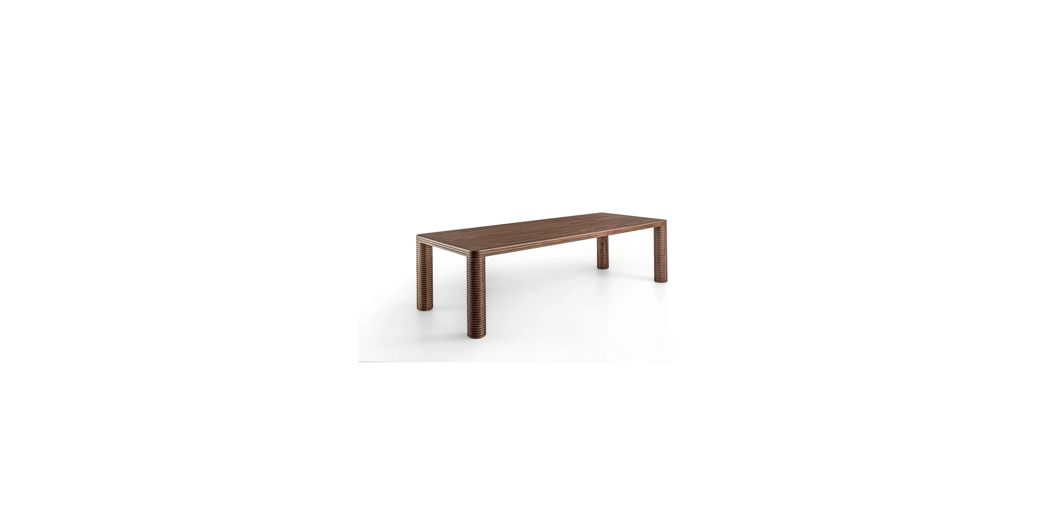 Furnish your dining area with the Sansiro table by Porada
