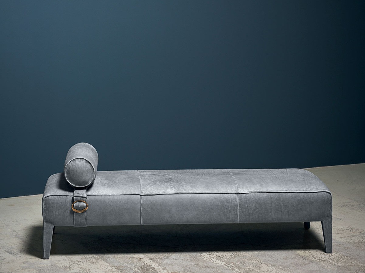 Goditi il relax sulla panca Freud di Baxter