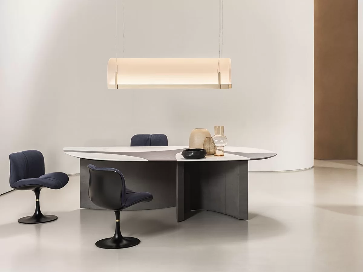 Renew your home with the Marilyn chair by Baxter