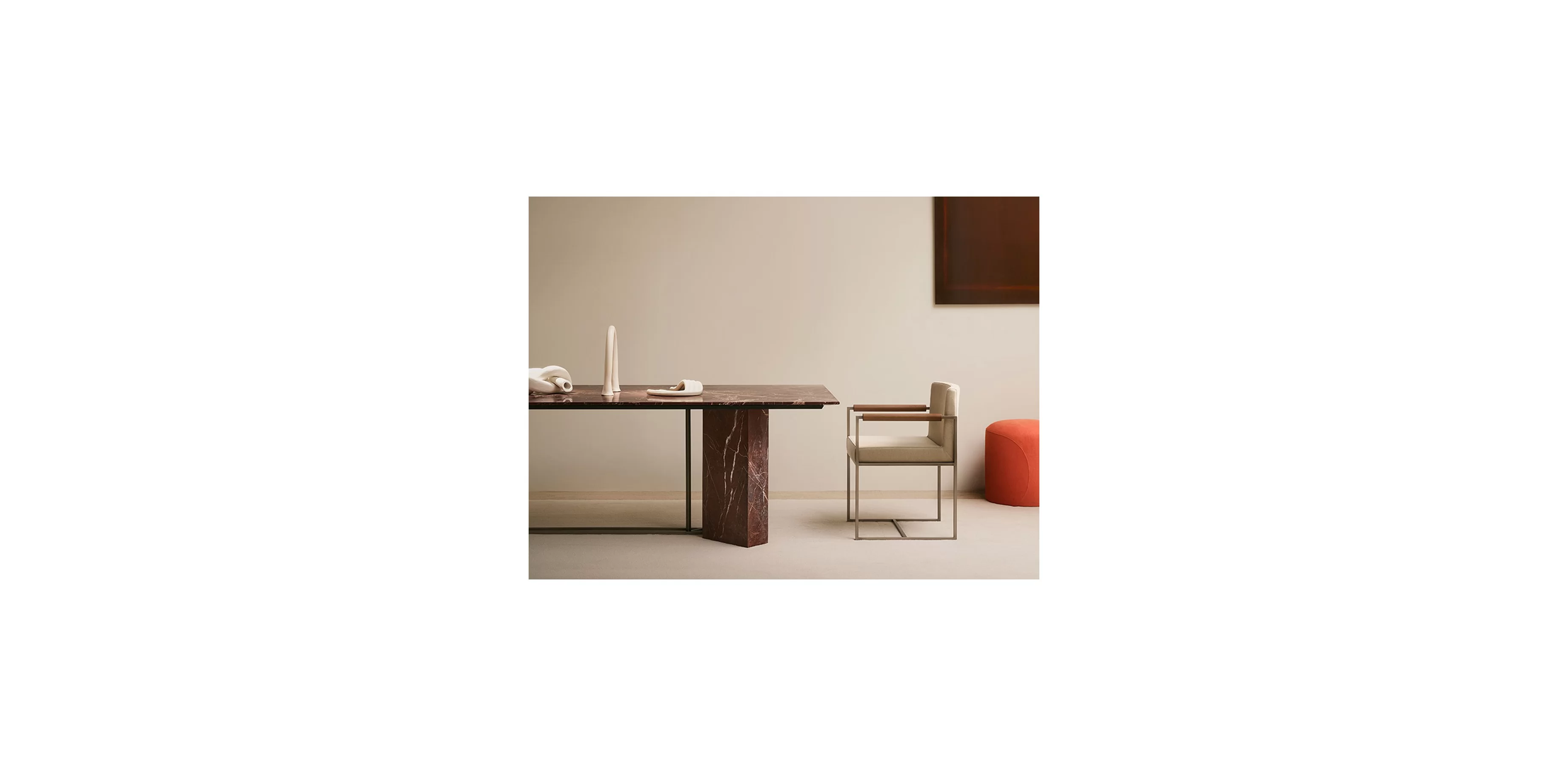 Meridiani Plinto Table | Sculptural Design | Mobilificio Marchese
