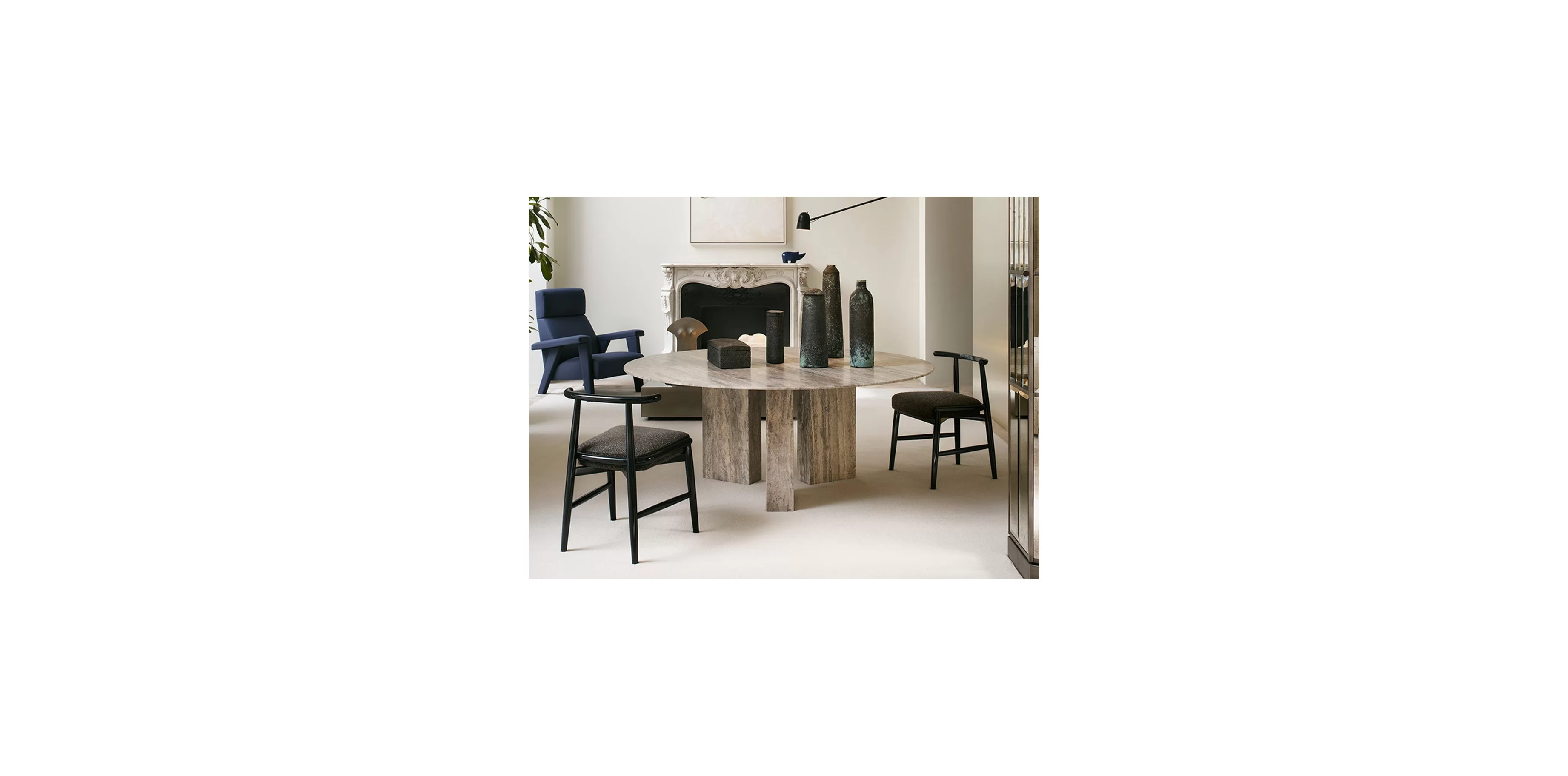 Meridiani Plinto Table | Sculptural Design | Mobilificio Marchese
