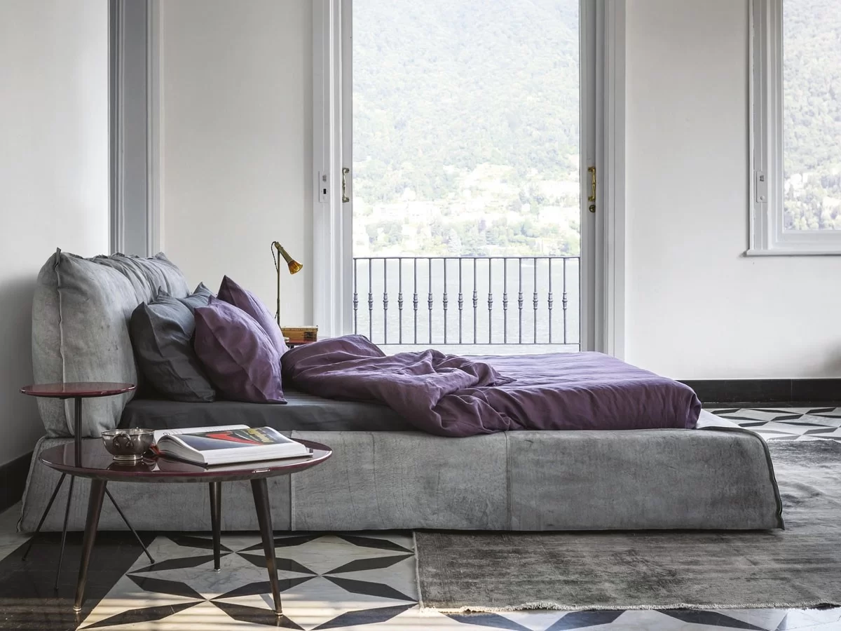 Paris Bett von Baxter