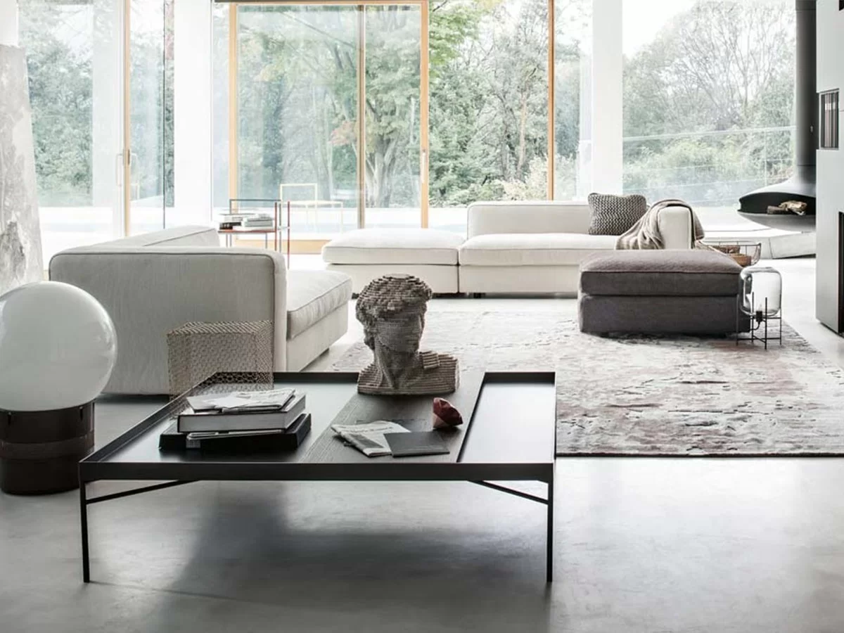 Mansion coffee table: design by Cristophe Pillet for Lema