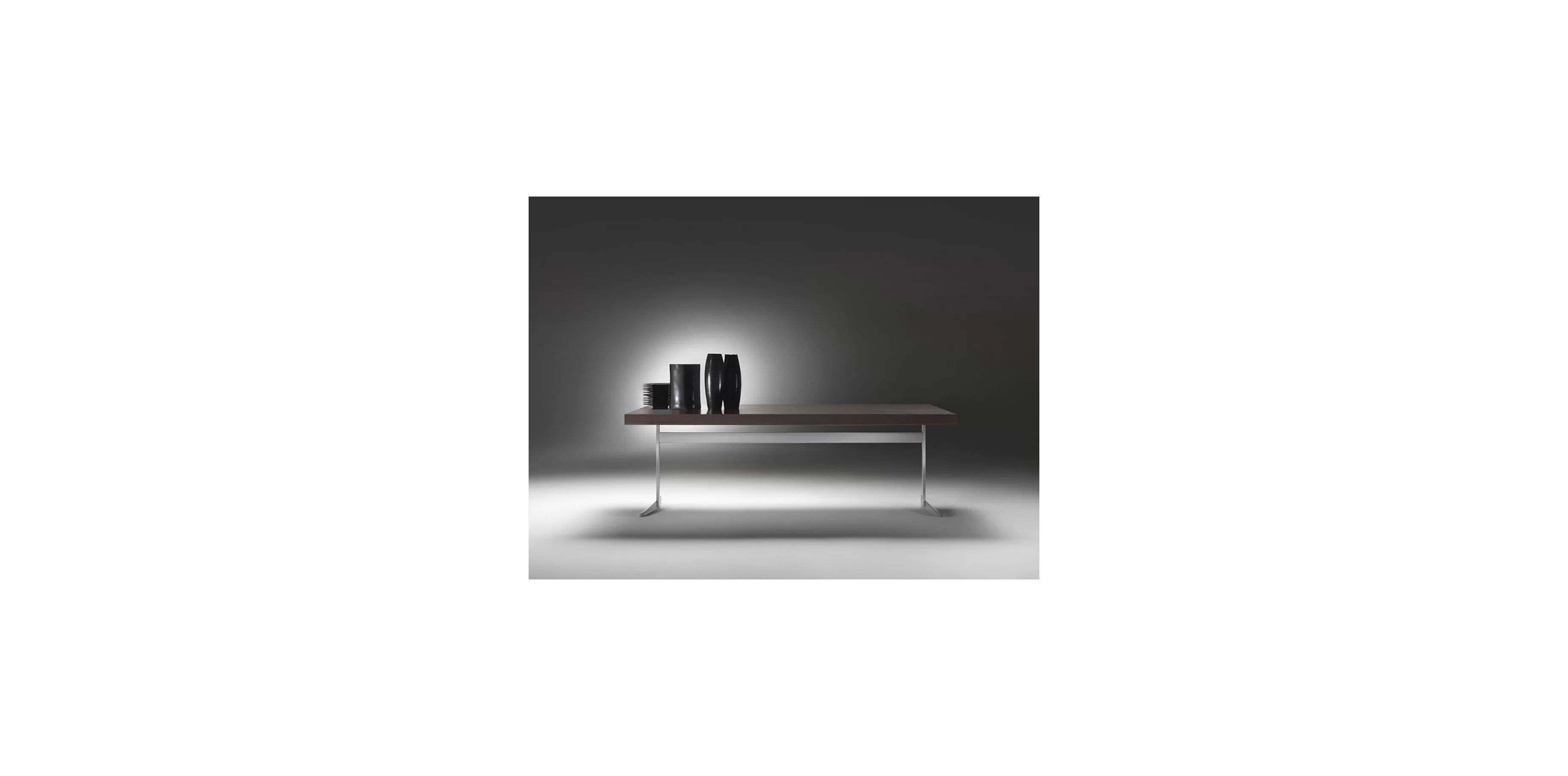 Fly table by Flexform