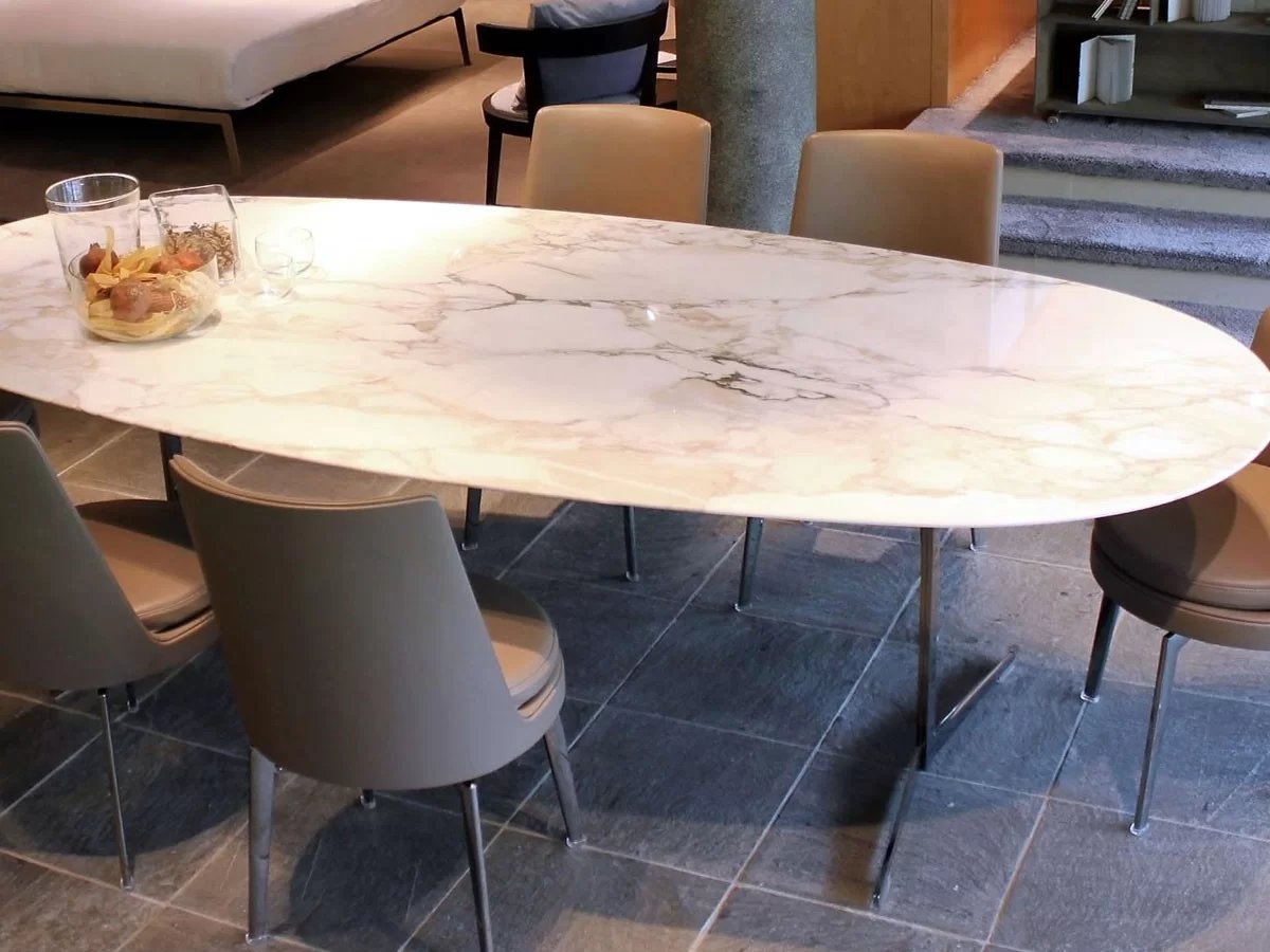Fly marble table by Flexform