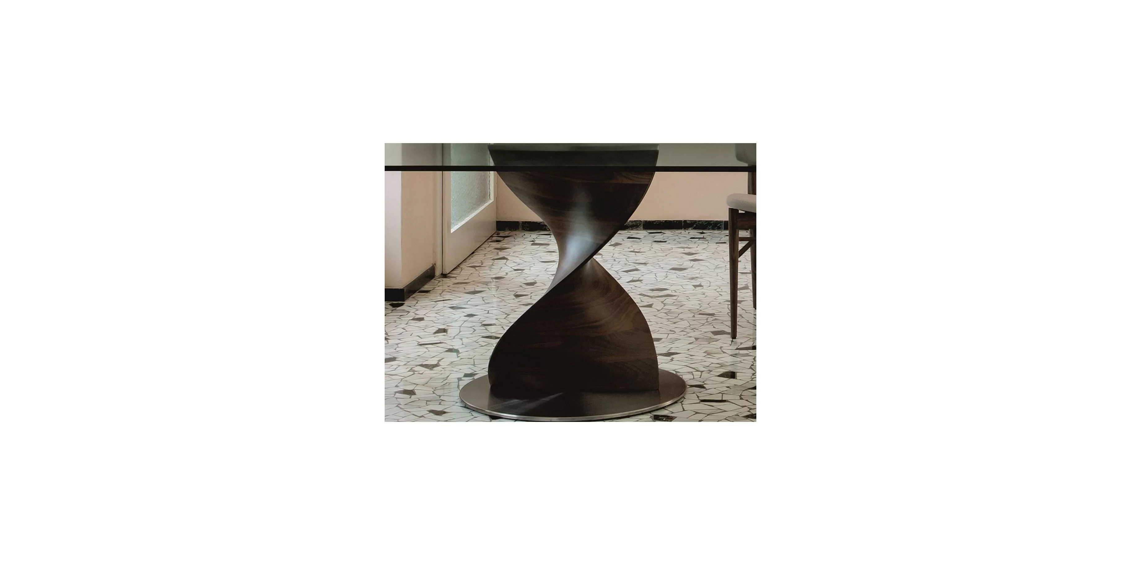 Table Elika Porada: offre spéciale en ligne